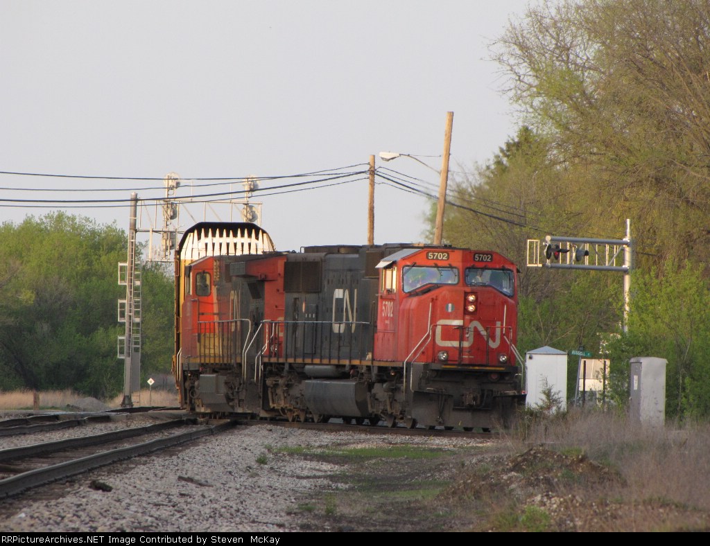 CN 5702